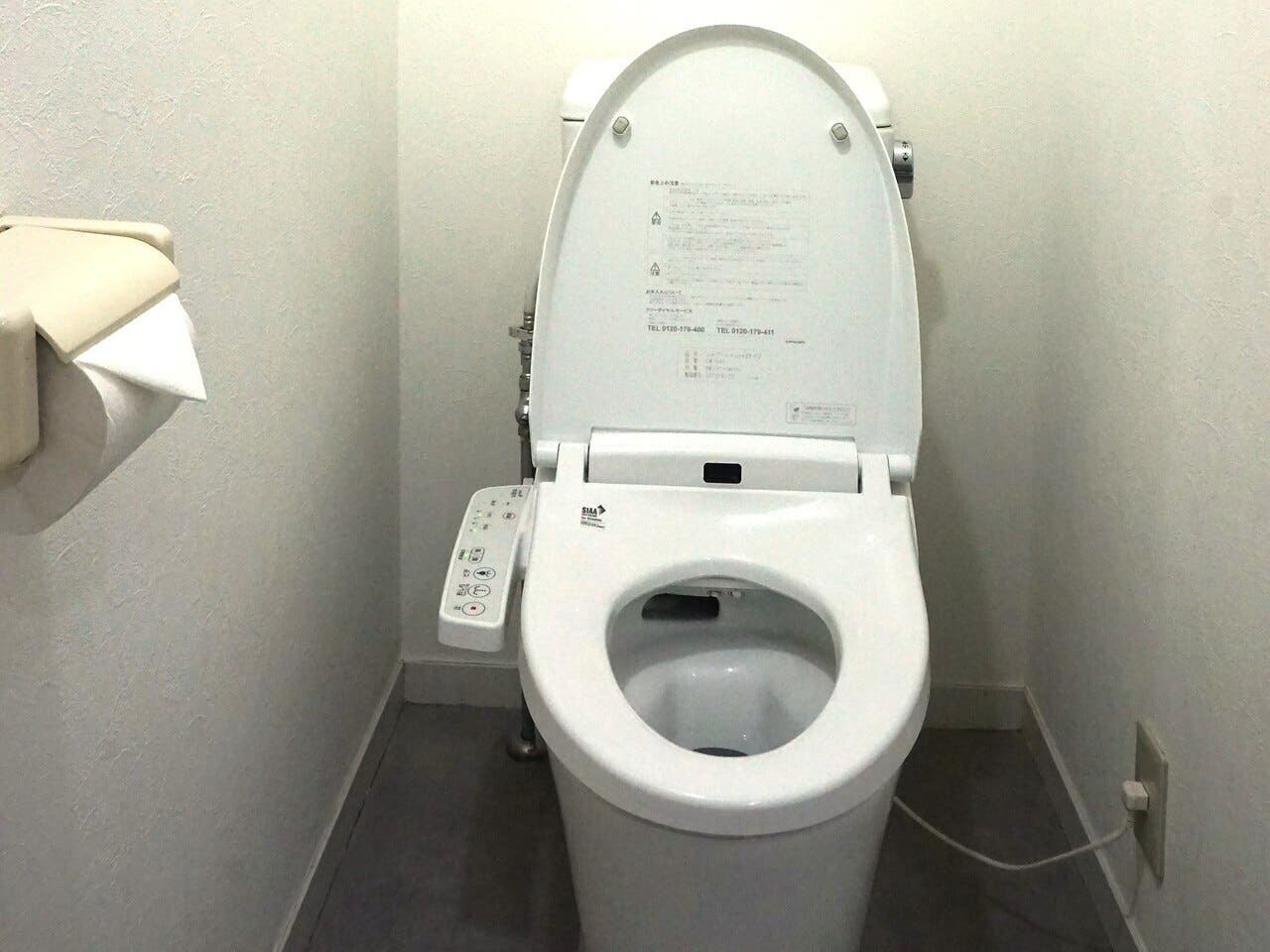 《外苑前駅徒歩6分》青山一等地にある清潔感あるレンタルジム　5in1ラック有　『レンタルジムGlitteR 南青山店ブースB』の写真14