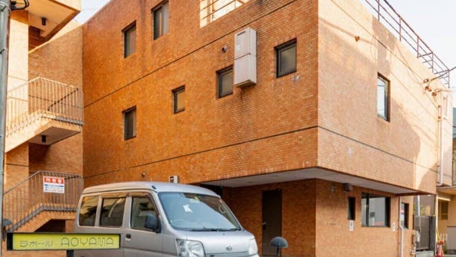 《外苑前駅徒歩6分》青山一等地にある清潔感あるレンタルジム 5in1ラック有 『レンタルジムGlitteR 南青山店ブースB』の写真18