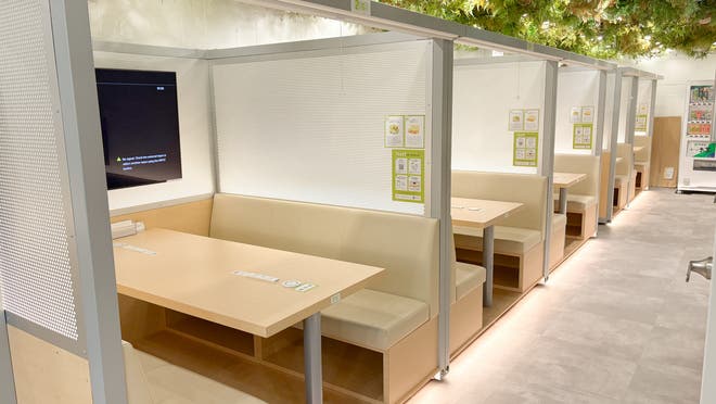 【新橋駅徒歩1分|24時間営業|13Cブース】カウンター席/高速Wi-Fi/電源・充電/テレワーク・作業・勉強・休憩等の写真19