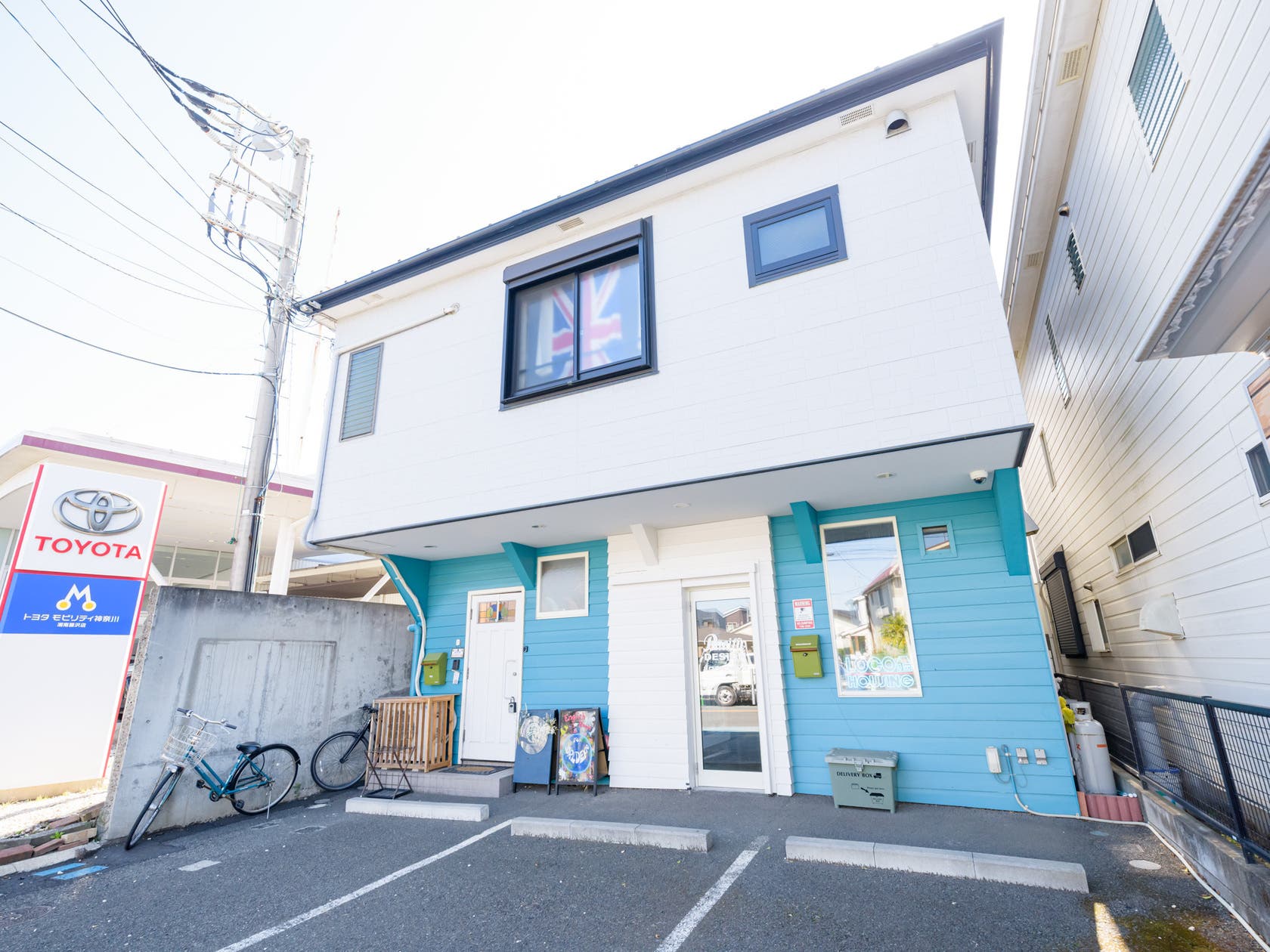 学びとつながりの“タネ”を育てる多目的スペース。 《テーブル・椅子・ホワイトボード完備のワークショップ・教室向けルーム》の写真2