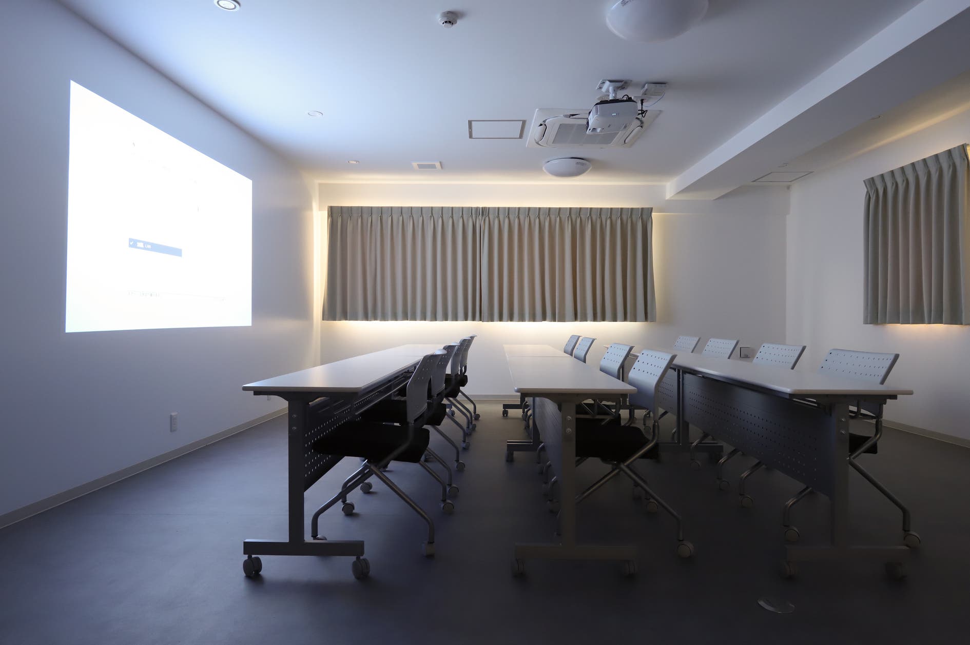 根津駅徒歩６分・54平米の多目的ルーム+喫煙室の写真9