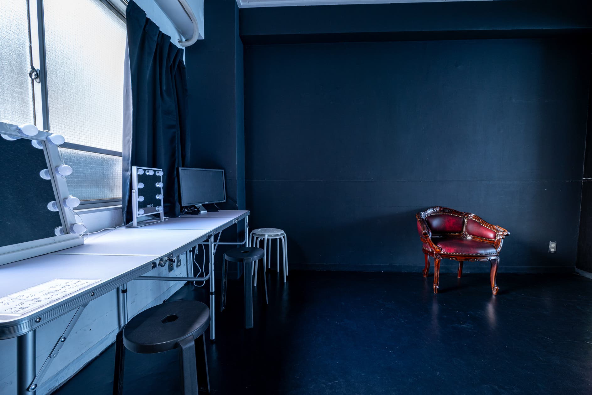 🆕OPEN15%OFF📣自然光×パステル幾何学×黒壁×人が入れるカラフルブース｜飯田橋駅1分｜撮影用ベッド｜MV・コスプレの写真26