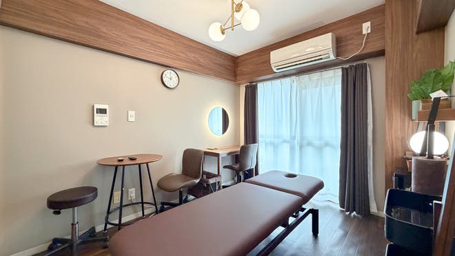 【New!】三鷹駅からすぐ!完全個室の清潔なプレミアムプライベートサロン|マッサージ・エステ・メイク・ネイルの写真2