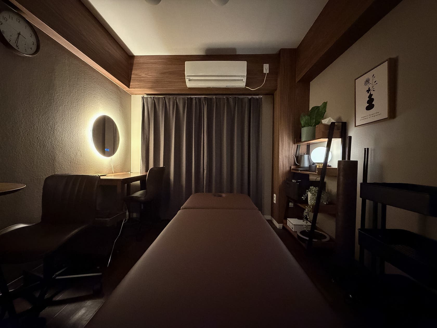 【New！】三鷹駅からすぐ！完全個室の清潔なプレミアムプライベートサロン｜マッサージ・エステ・メイク・ネイルの写真5