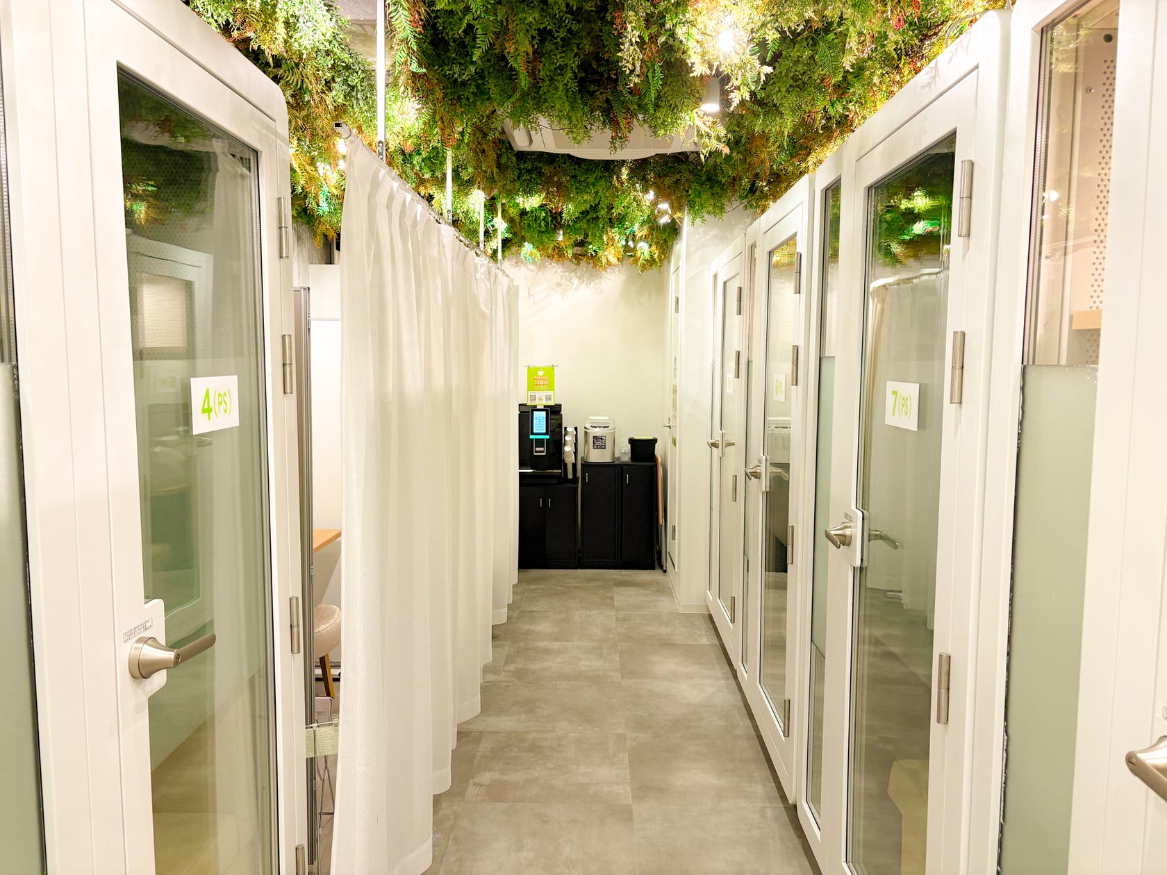 【学芸大学駅徒歩1分｜24時間営業｜1PGブース】最大6名／防音完全個室／高速Wi-Fi／55型モニタ／会議・商談・面接・打合せの写真17