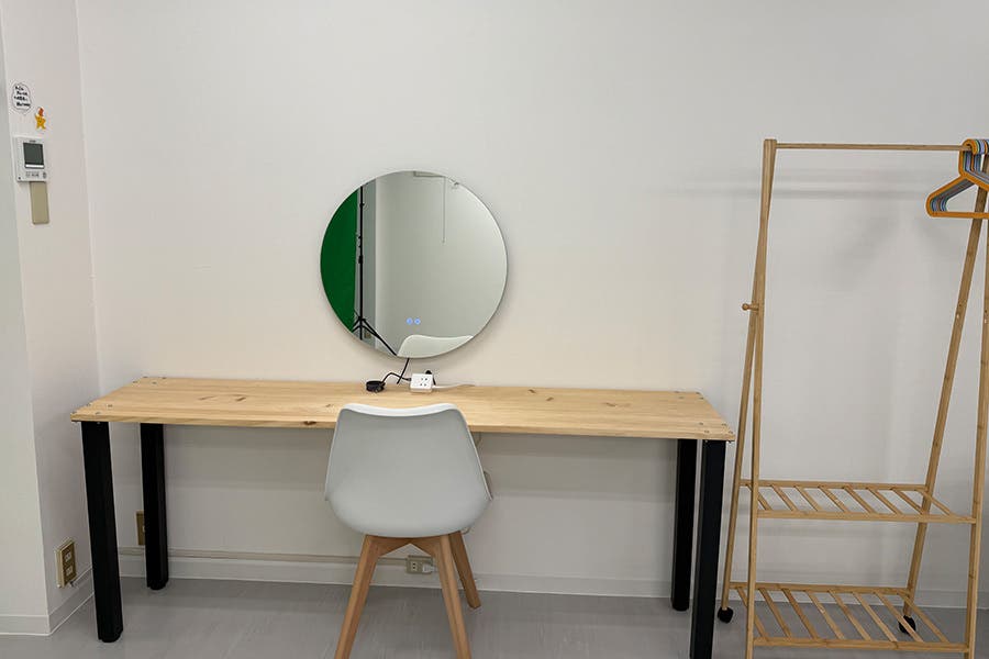 New Open🎉【藤森駅1分】撮影スタジオ📸南向き・日当たり良好☀️撮影備品無料｜24h｜63㎡の写真5