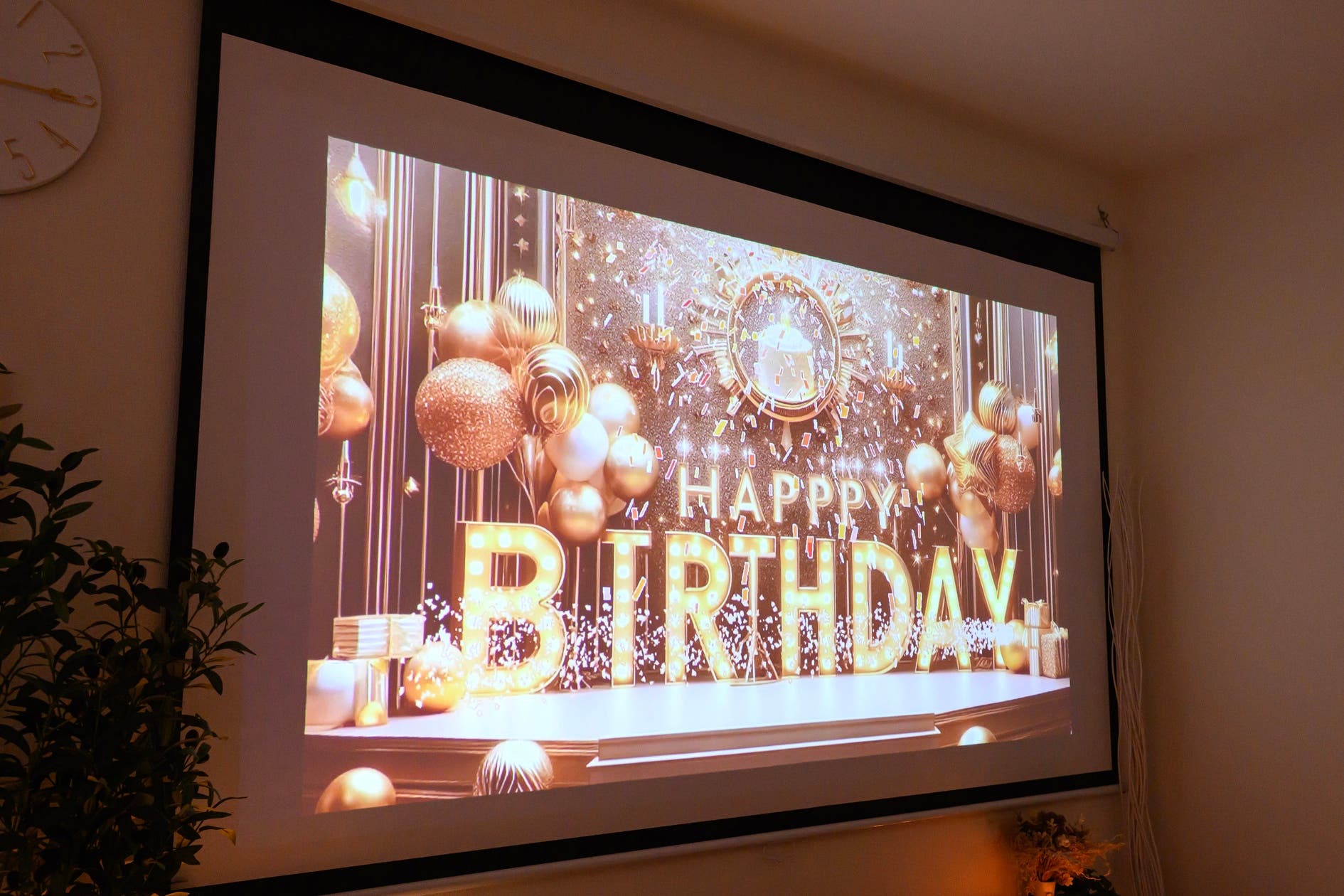 26.4月OPEN✨三ノ宮すぐ💕SNS映え💖 特別なデート👑/女子会や推し活も✨ラウンジ×高画質＆高音質シネマ体験✨🎥の写真16