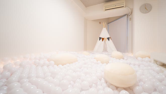 ⭐リニューアル⭐馬喰町から4分!1面ボールプールのパーティルーム✨女子会、撮影、シアター、各種パーティの写真3