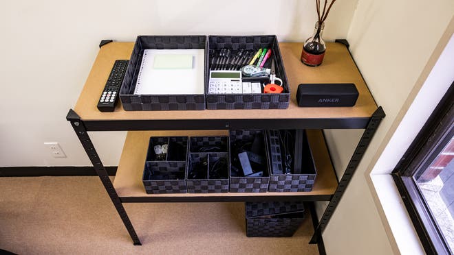 【JR三ノ宮駅0分】最大12名貸し会議室|40型モニター無料|会議・面接・研修・勉強会・仕事終わりの打ち合わせの写真8