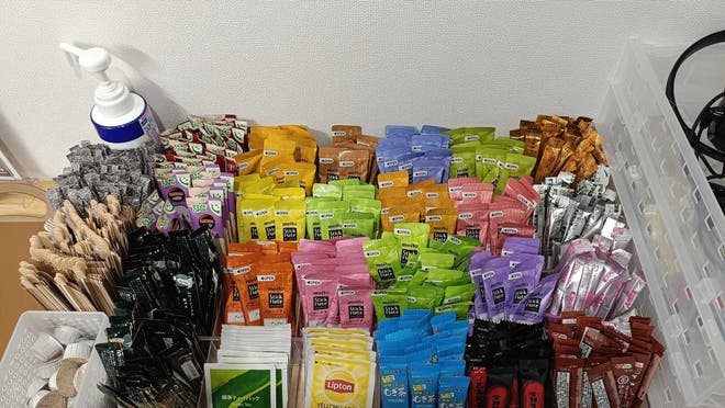 【Seeds Co-work 広島駅前】1名用完全個室② モニター・フリードリンク付きの写真10