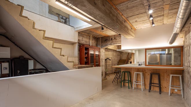 岐阜市柳ケ瀬商店街にあるレトロビルのリノベ空間。やってみたいことをしてみる場。 レンタルキッチン / フリースペースの写真4