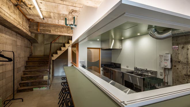 岐阜市柳ケ瀬商店街にあるレトロビルのリノベ空間。やってみたいことをしてみる場。 レンタルキッチン / フリースペースの写真5