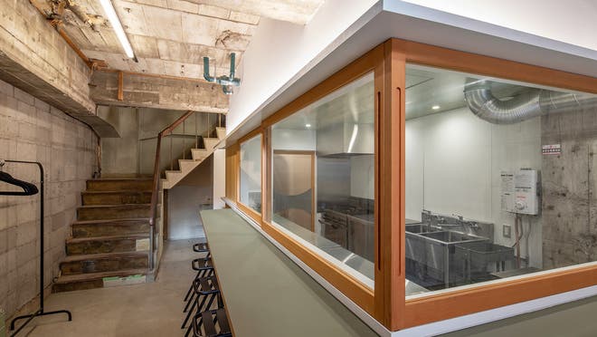 岐阜市柳ケ瀬商店街にあるレトロビルのリノベ空間。やってみたいことをしてみる場。 レンタルキッチン / フリースペースの写真6