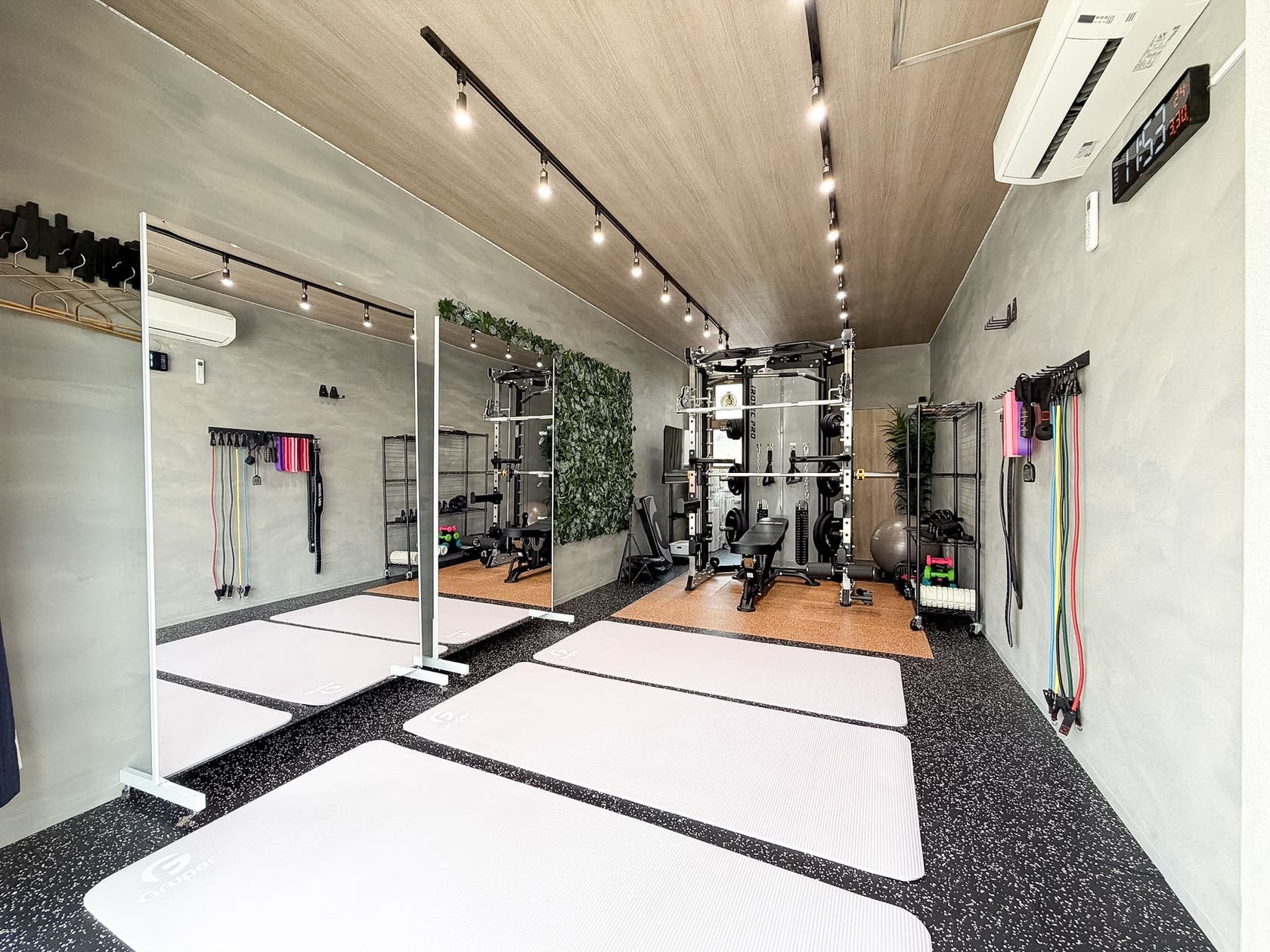 ✨ NEW OPEN ✨【🎉地域最安値🎉】武蔵小杉駅駅徒歩7分の駅チカレンタルジム、清潔感ありオシャレ、トレーニング器具充実の写真19