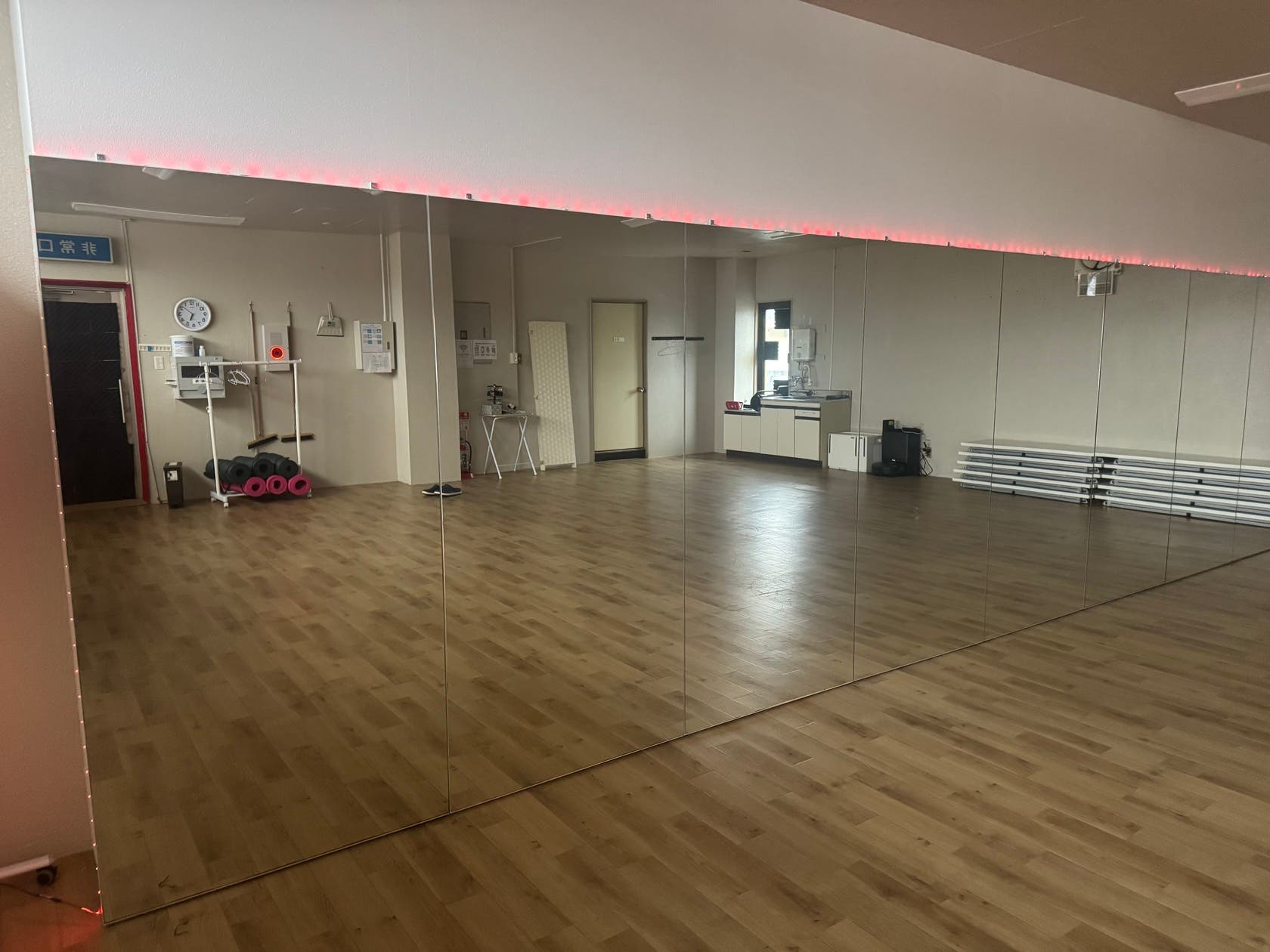 【駐車場最大25台無料】地域最大級70㎡！大人数のダンス・ヨガ・大型会議・オフ会に。24H利用可の写真7