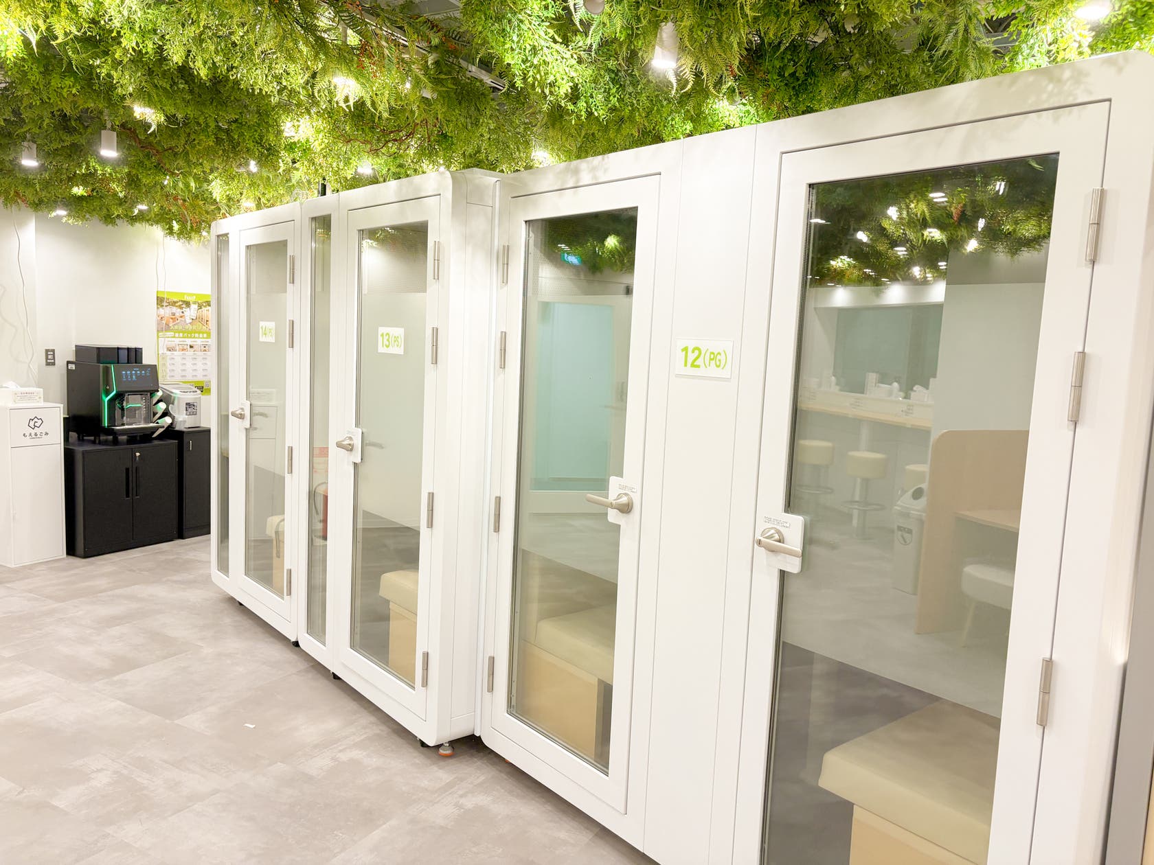 【恵比寿駅徒歩1分｜24時間営業｜8Cブース】カウンター席／高速Wi-Fi／電源・充電／テレワーク・作業・勉強・休憩等の写真21