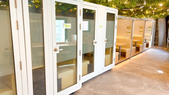 【恵比寿駅徒歩1分|24時間営業|2Cブース】カウンター席/高速Wi-Fi/電源・充電/テレワーク・作業・勉強・休憩等の写真13