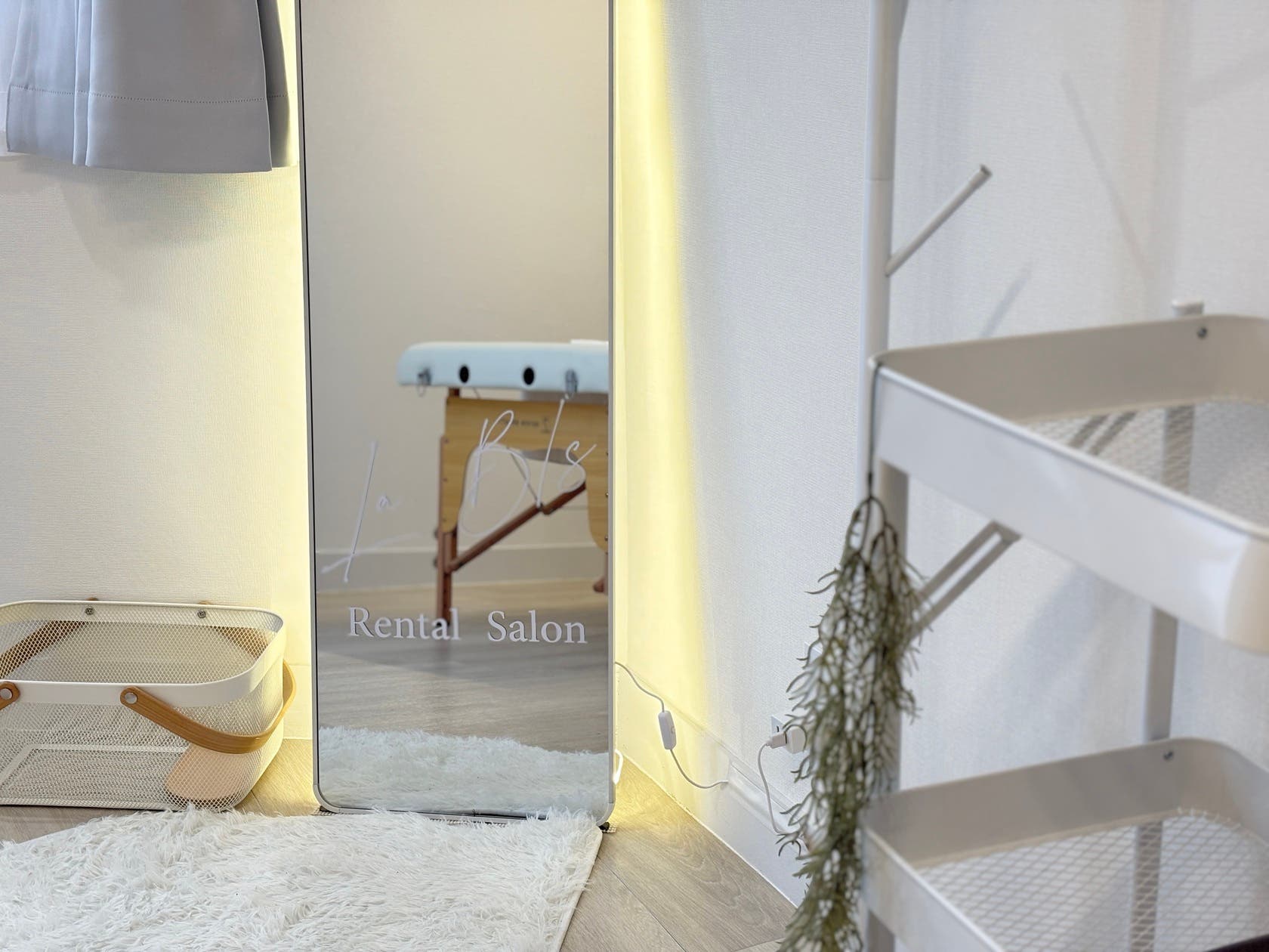 【名古屋駅】2026年4月OPEN｜韓国風ホワイト空間＋グリーンが映える完全個室レンタルサロン｜🛜の写真6