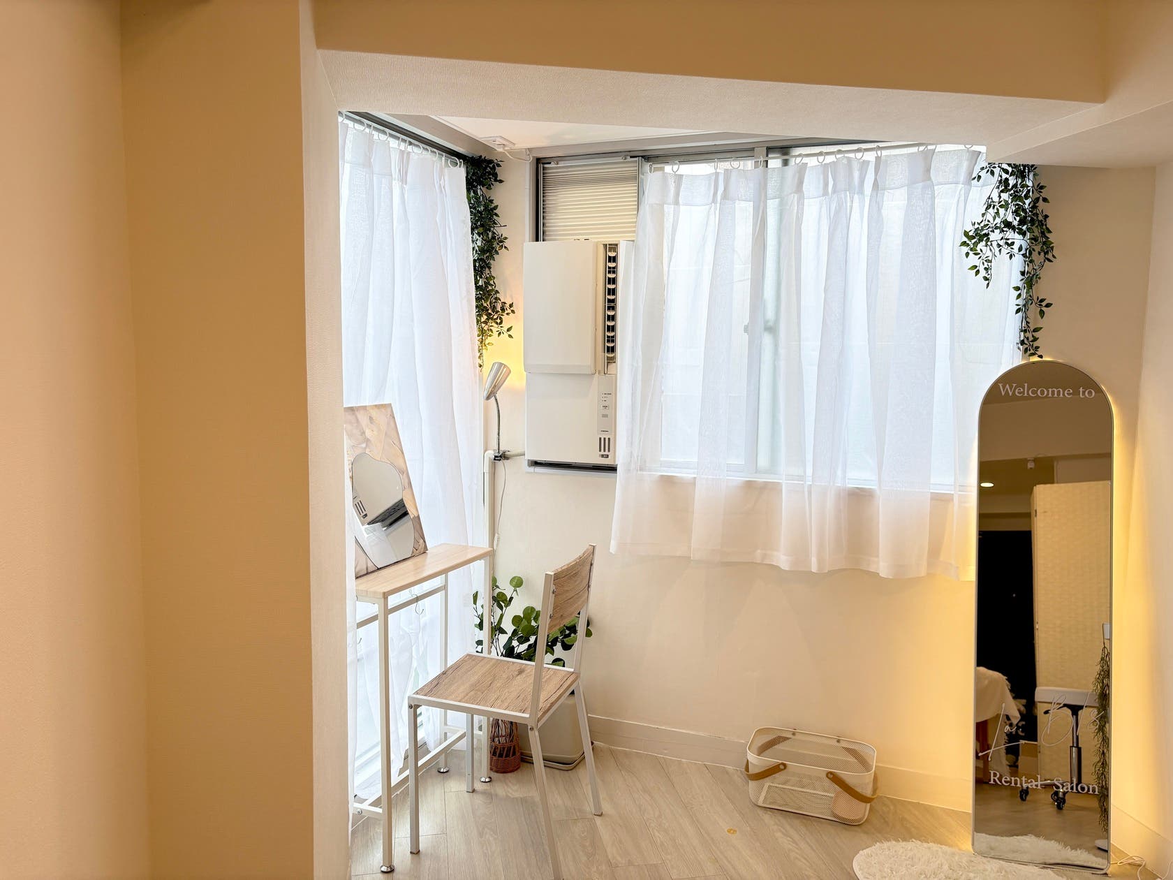 【名古屋駅】2026年4月OPEN｜韓国風ホワイト空間＋グリーンが映える完全個室レンタルサロン｜🛜の写真2