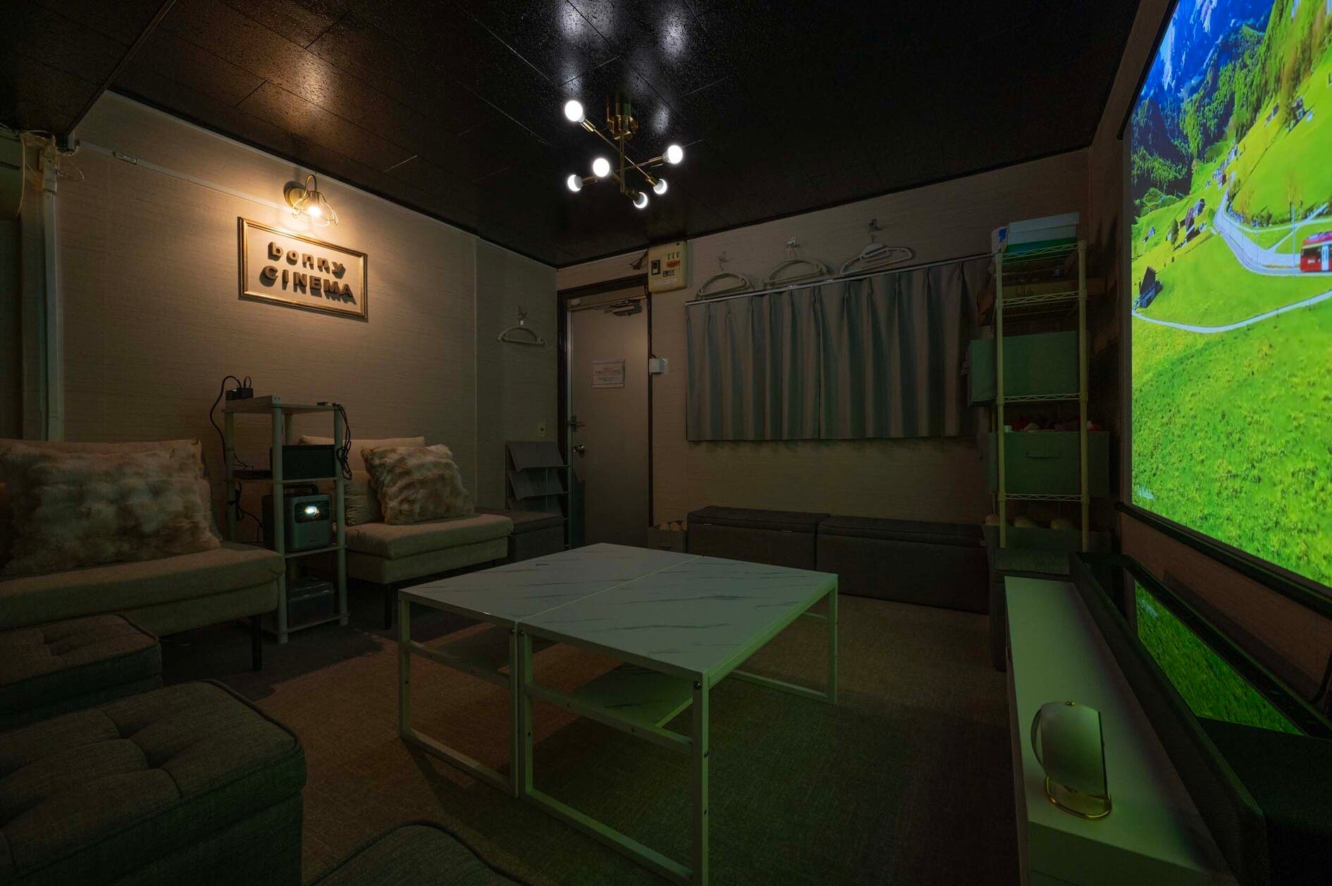 セレコレ🌳価格破壊💰最大12名🉐ｼｱﾀｰ✨ﾌﾟﾛｼﾞｪｸﾀ📽️映画🐈‍⬛デート💓女子会💗推し活🌟bonny飯田橋の写真1