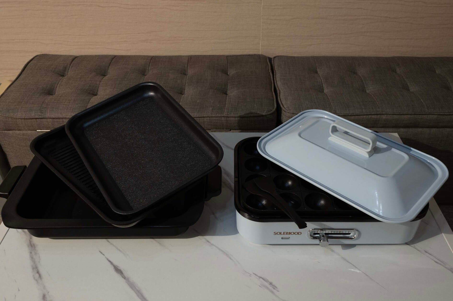 ②多機能ホットプレート：プレート3種（網焼き肉・平面・たこ焼き）の画像1