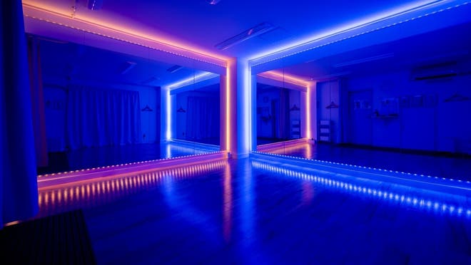 オープン割🎉ダンスに最適個室✨三ノ宮駅徒歩1分|清潔|大型2面鏡|モニター|更衣室|無料備品多数|個人レッスン|ヨガ|ダンスの写真8