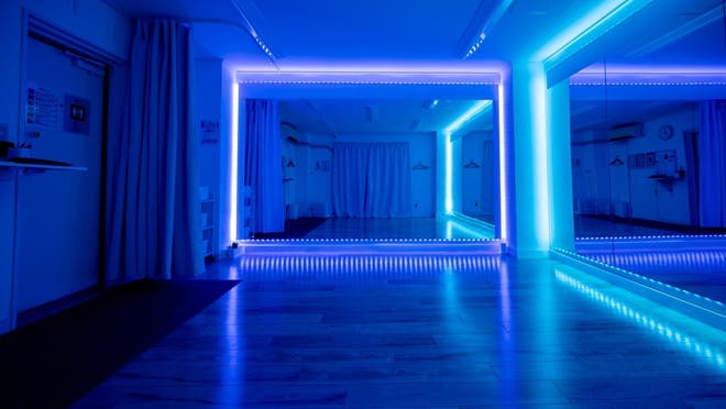 オープン割🎉ダンスに最適個室✨三ノ宮駅徒歩1分|清潔|大型2面鏡|モニター|更衣室|無料備品多数|個人レッスン|ヨガ|ダンスの写真10