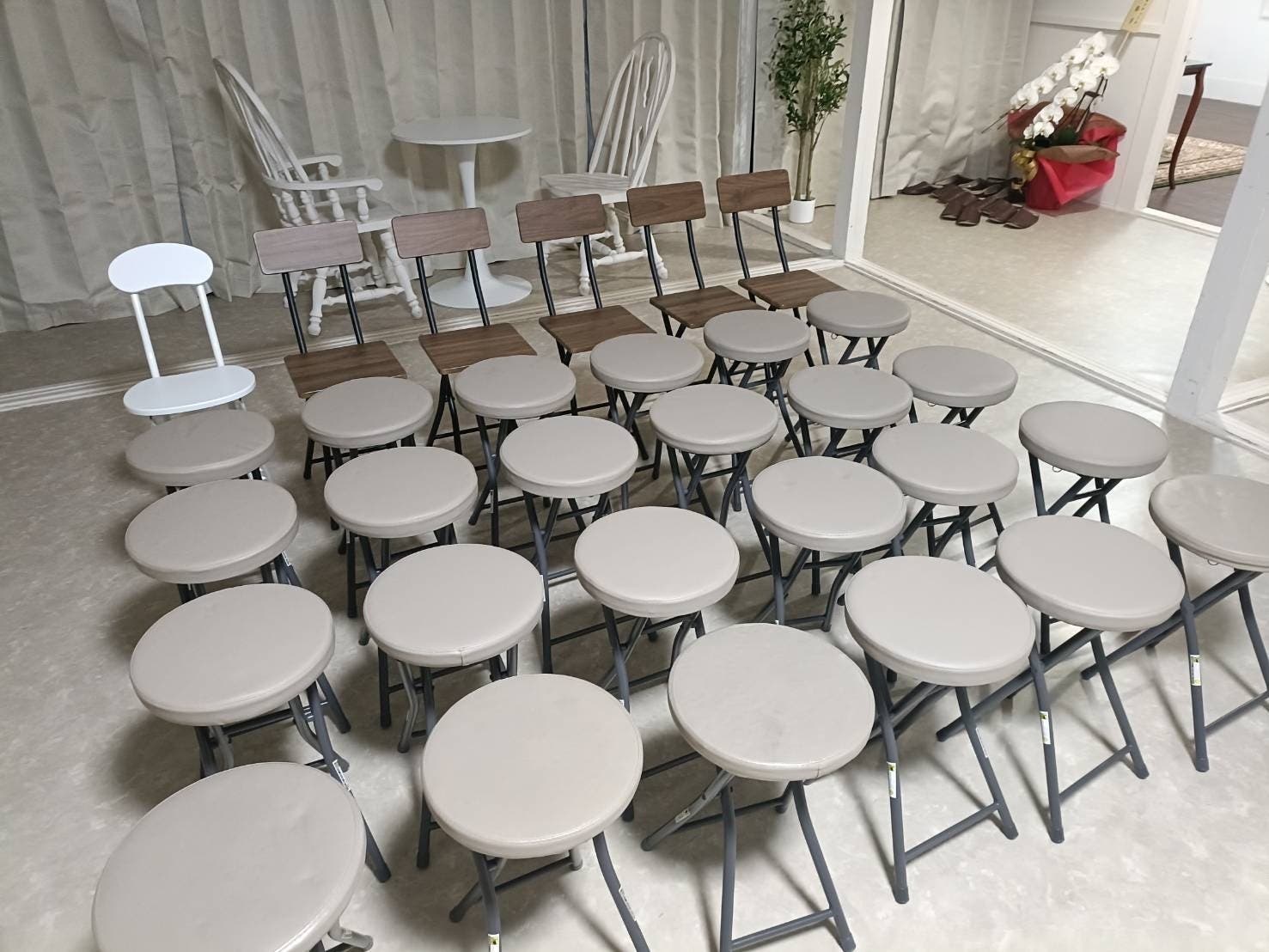 折りたたみ椅子（40脚）の画像1