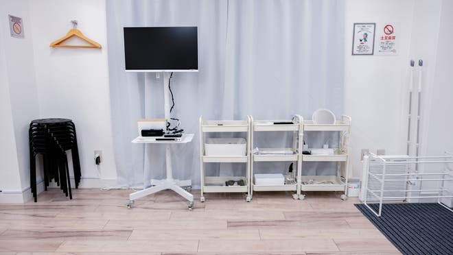 オープン割🎉ダンスに最適個室✨三ノ宮駅徒歩1分|清潔|大型2面鏡|モニター|更衣室|無料備品多数|個人レッスン|ヨガ|ダンスの写真25