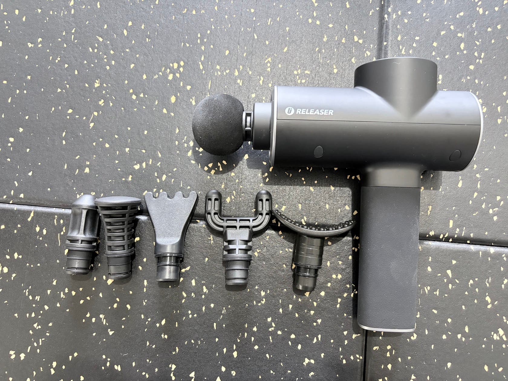 《外苑前駅徒歩6分》青山一等地にある清潔感あるレンタルジム　5in1ラック有　『レンタルジムGlitteR 南青山店ブースB』の写真11