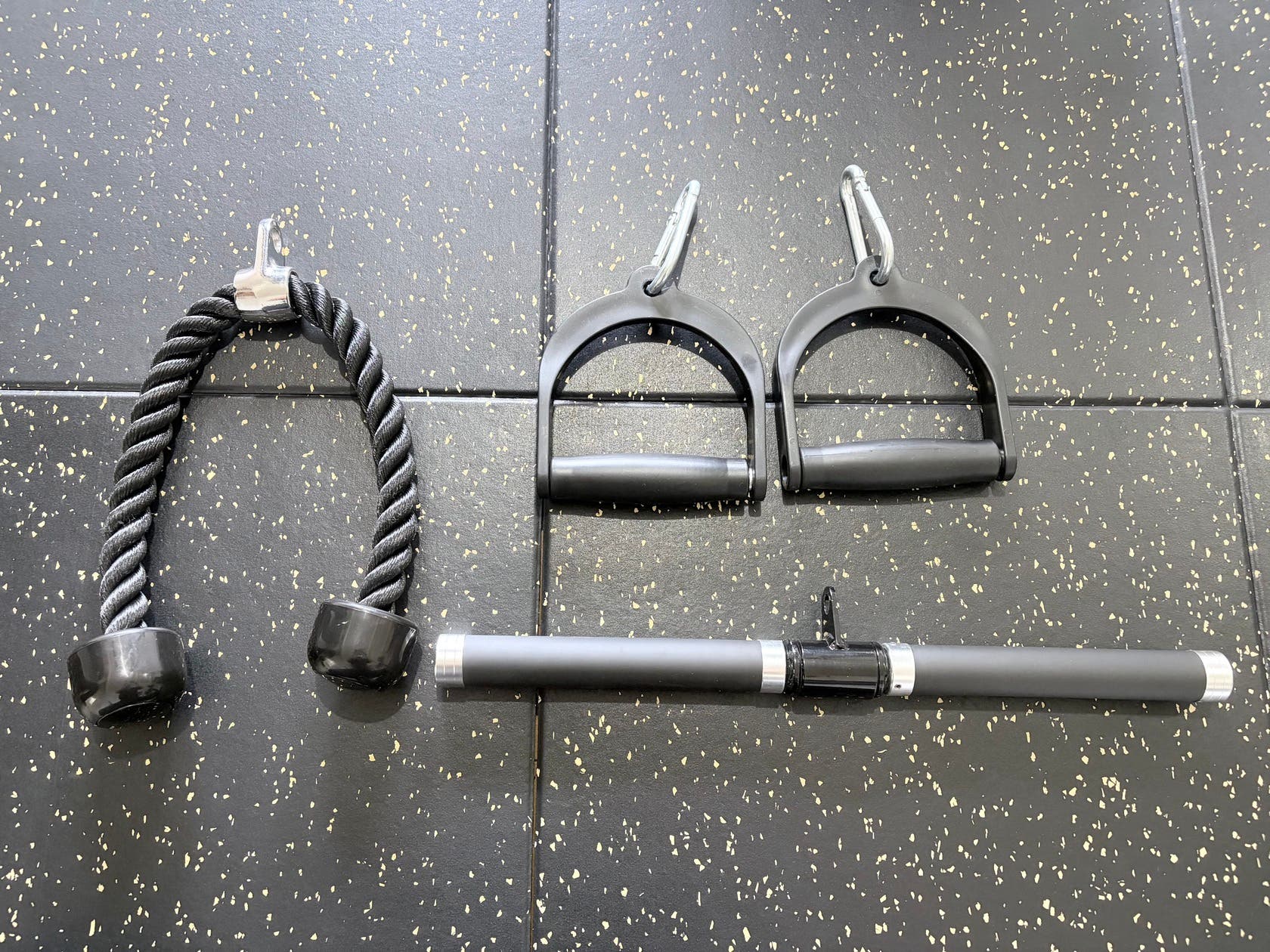 《外苑前駅徒歩6分》青山一等地にある清潔感あるレンタルジム　5in1ラック有　『レンタルジムGlitteR 南青山店ブースB』の写真8