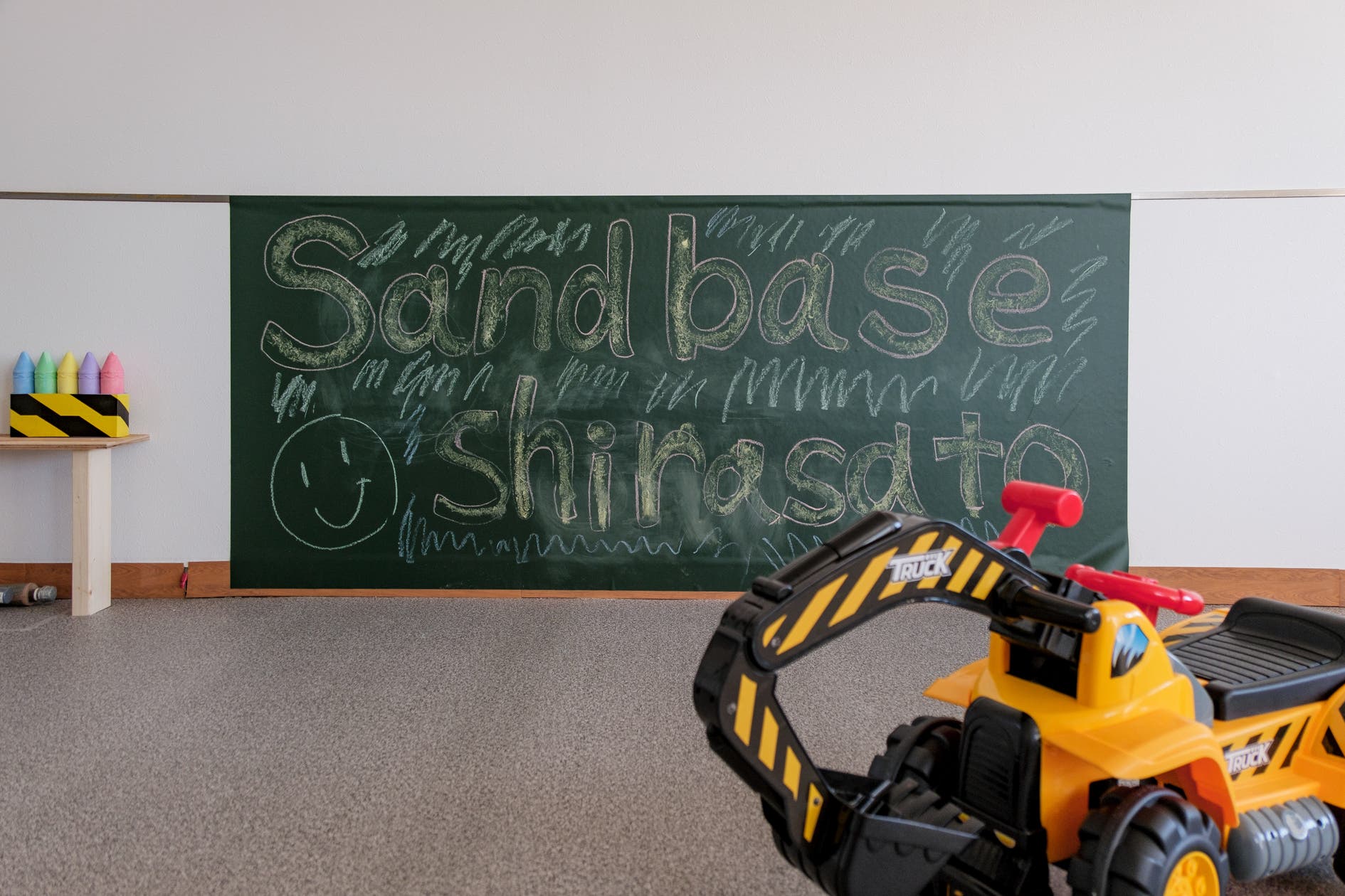 重機ラジコン＆卓球で遊べる貸切スペース｜飲食OK・駐車場完備の写真17