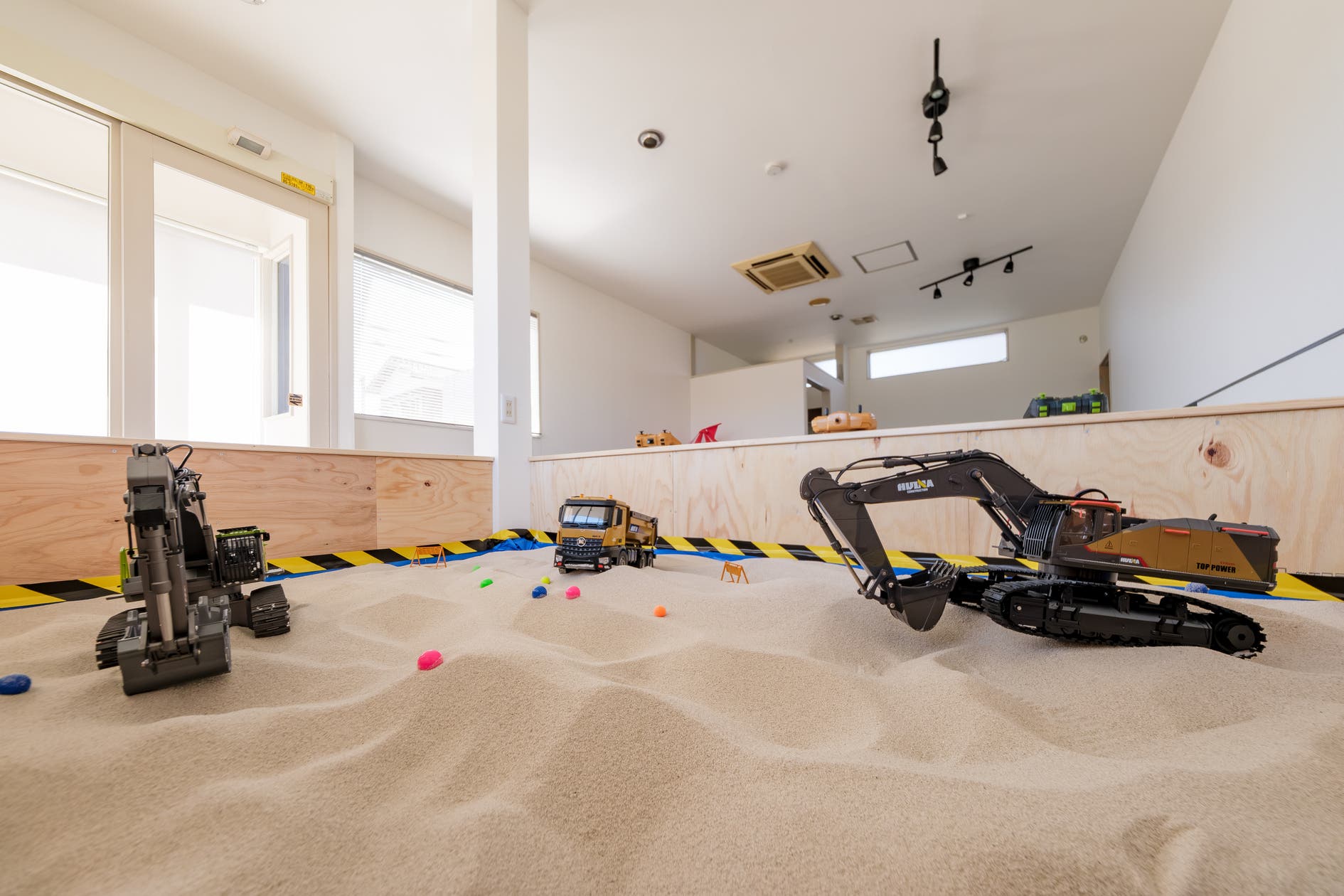 重機ラジコン＆卓球で遊べる貸切スペース｜飲食OK・駐車場完備の写真18