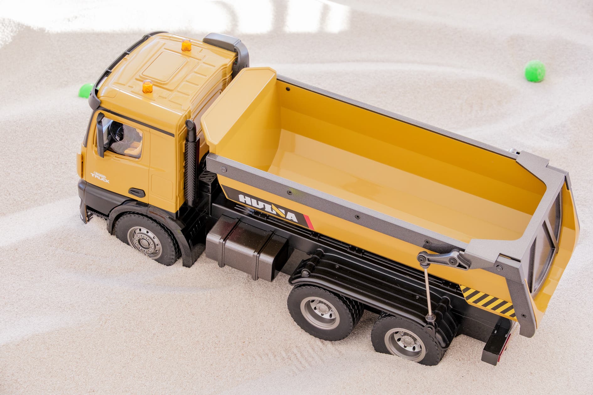 重機ラジコン＆卓球で遊べる貸切スペース｜飲食OK・駐車場完備の写真21