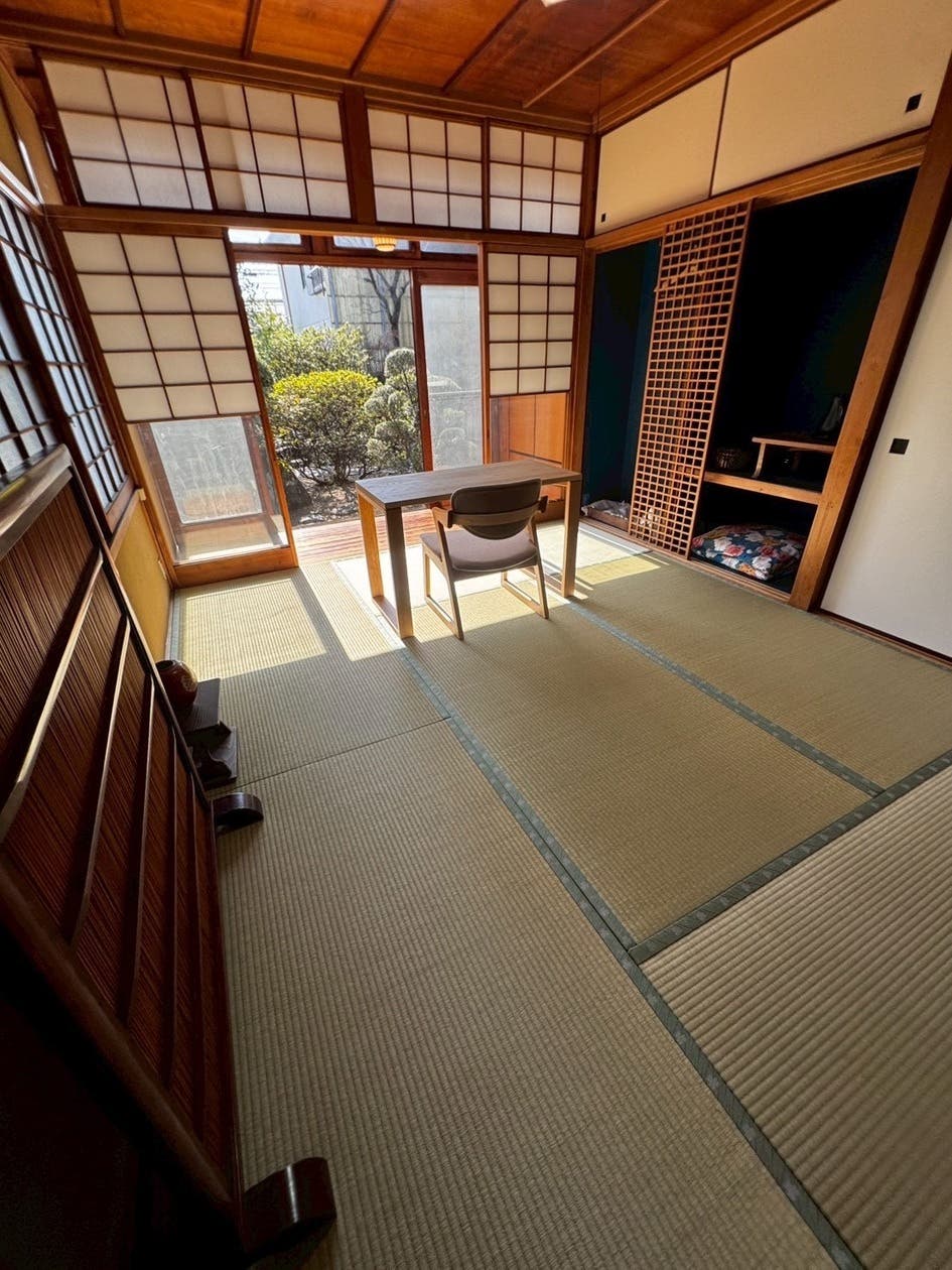 阪神打出駅徒歩6分。 カフェより静かで、図書館より自由。お庭を眺めながら、畳の上で大の字になって過ごせる書斎。の写真7