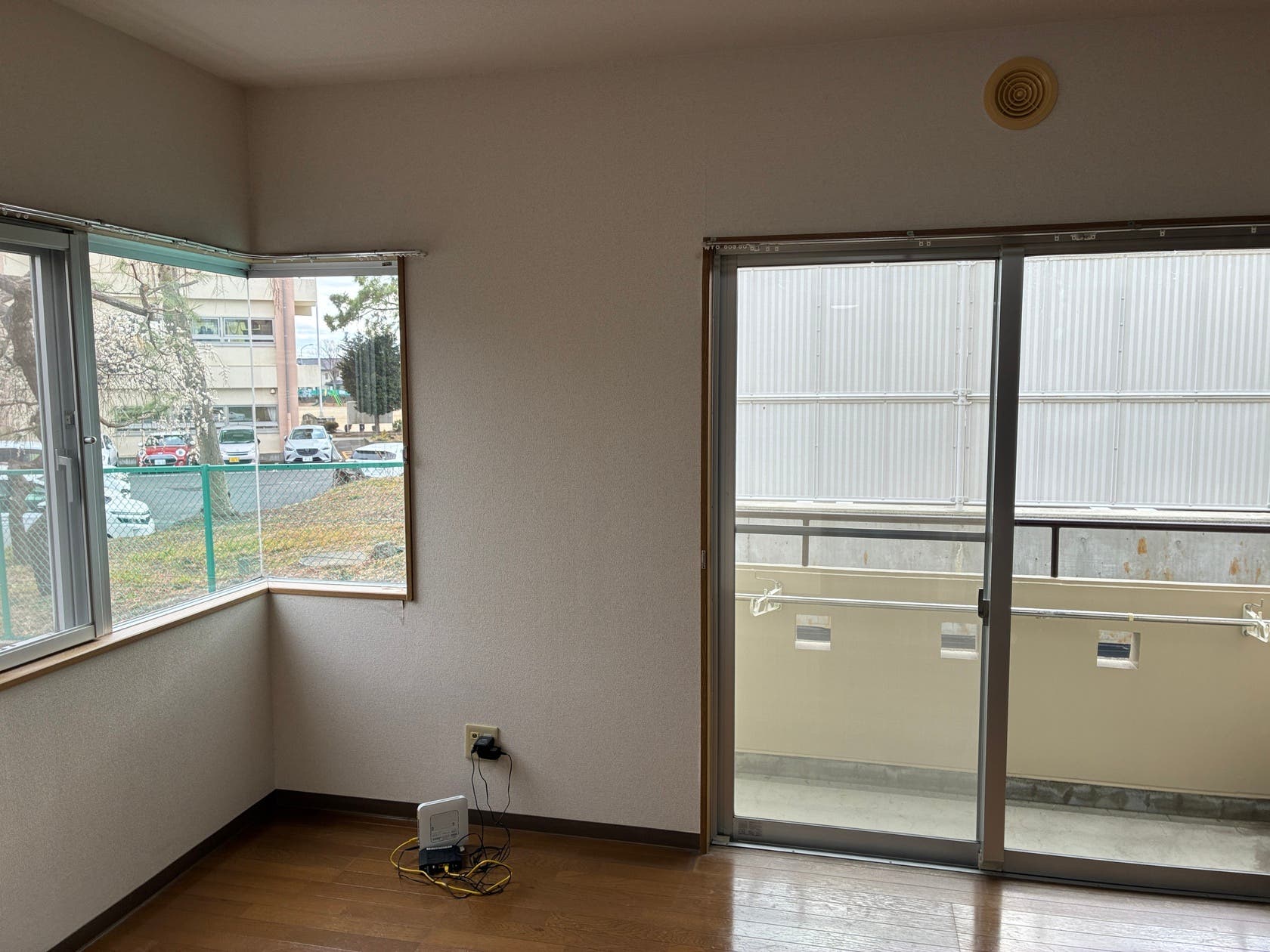 集合住宅の１階の部屋、無料駐車場１台ありの写真2