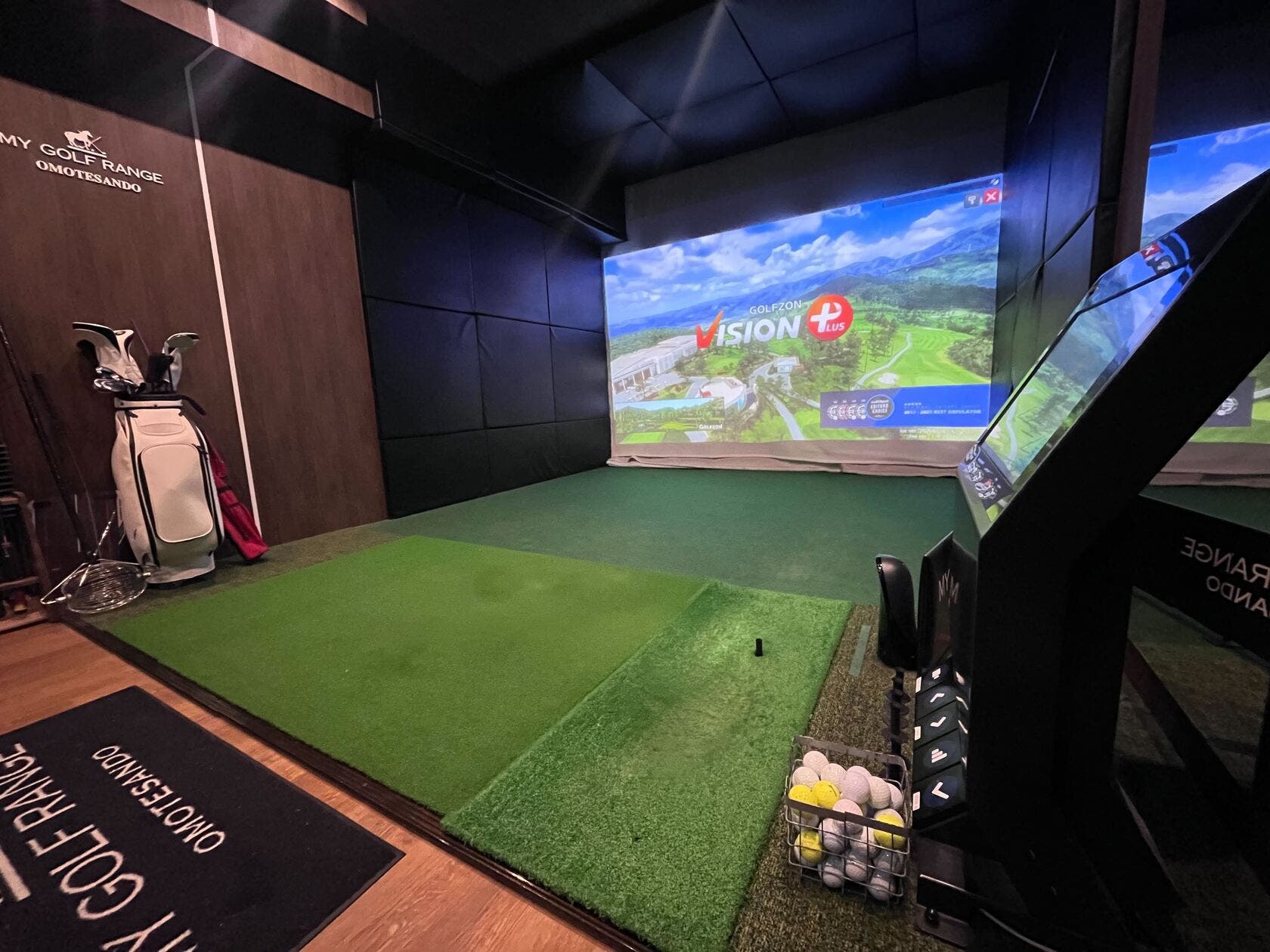 【完全個室】ラグジュアリーゴルフスタジオ⛳️ アクセス抜群 表参道駅より徒歩4分🚶 冷蔵庫完備✨の写真2