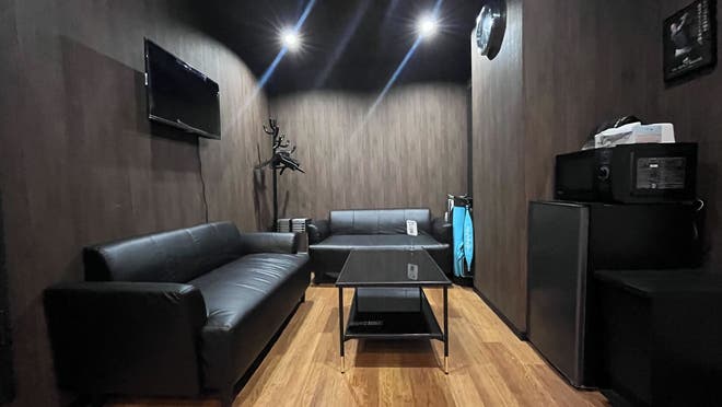 【完全個室】ラグジュアリーゴルフスタジオ⛳️ アクセス抜群 表参道駅より徒歩4分🚶 冷蔵庫完備✨の写真6