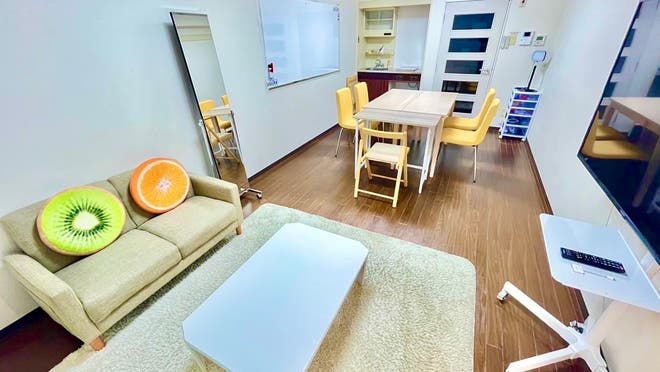 RENEW🌈<パイナップルスペース🍍奈良>【動画あり】⭐️面接・撮影用ライト⭐️自宅感覚⭐️55㌅TV⭐️飲食OKの写真9