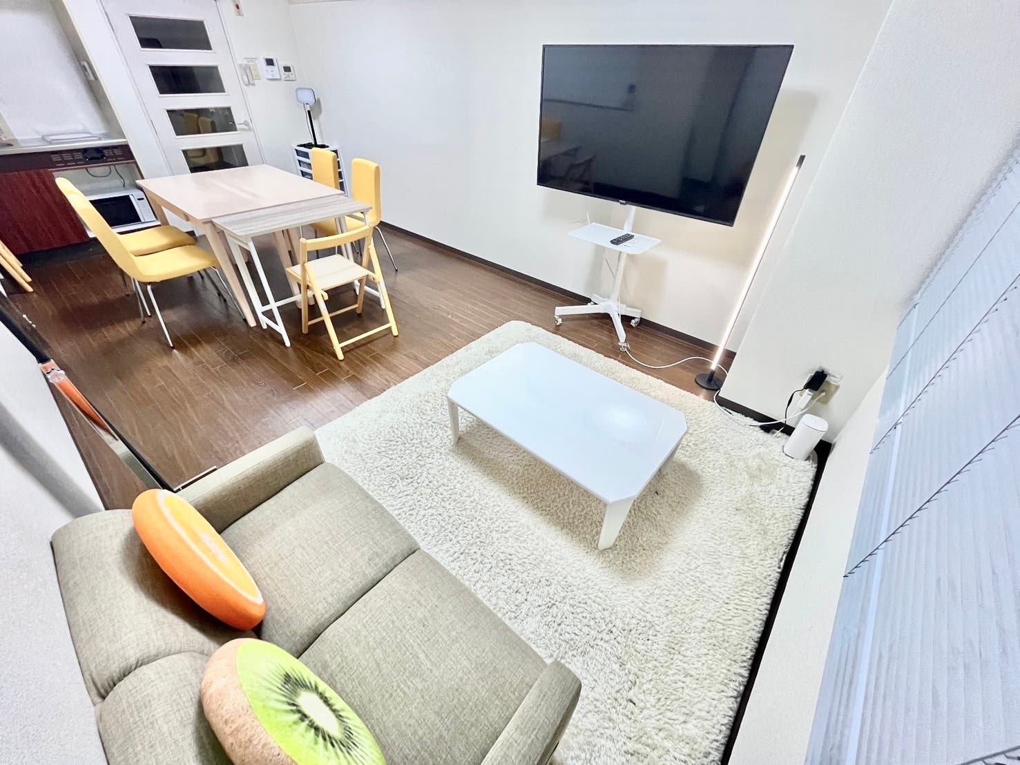 RENEW🌈＜パイナップルスペース🍍奈良＞【動画あり】⭐️面接･撮影用ﾗｲﾄ⭐️自宅感覚⭐️55㌅TV⭐️飲食OKの写真10