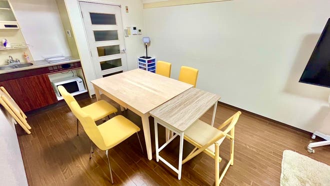 RENEW🌈<パイナップルスペース🍍奈良>【動画あり】⭐️面接・撮影用ライト⭐️自宅感覚⭐️55㌅TV⭐️飲食OKの写真6