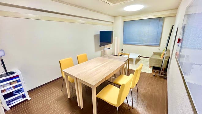 RENEW🌈<パイナップルスペース🍍奈良>【動画あり】⭐️面接・撮影用ライト⭐️自宅感覚⭐️55㌅TV⭐️飲食OKの写真1