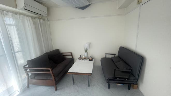 市内中心部 勝山町駅徒歩2分 ドルチェグスト完備! ネイル、リラク、女子会、デート、リモート会議にも幅広く利用可の写真4