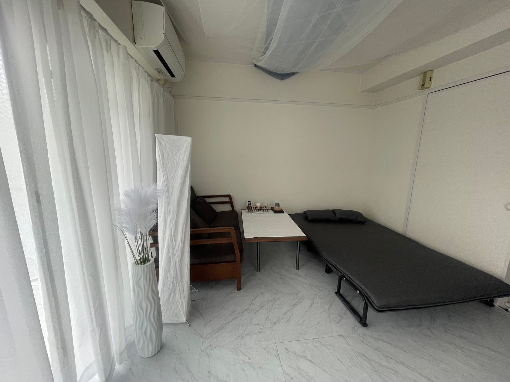 市内中心部 勝山町駅徒歩2分 ドルチェグスト完備! ネイル、リラク、女子会、デート、リモート会議にも幅広く利用可の写真7