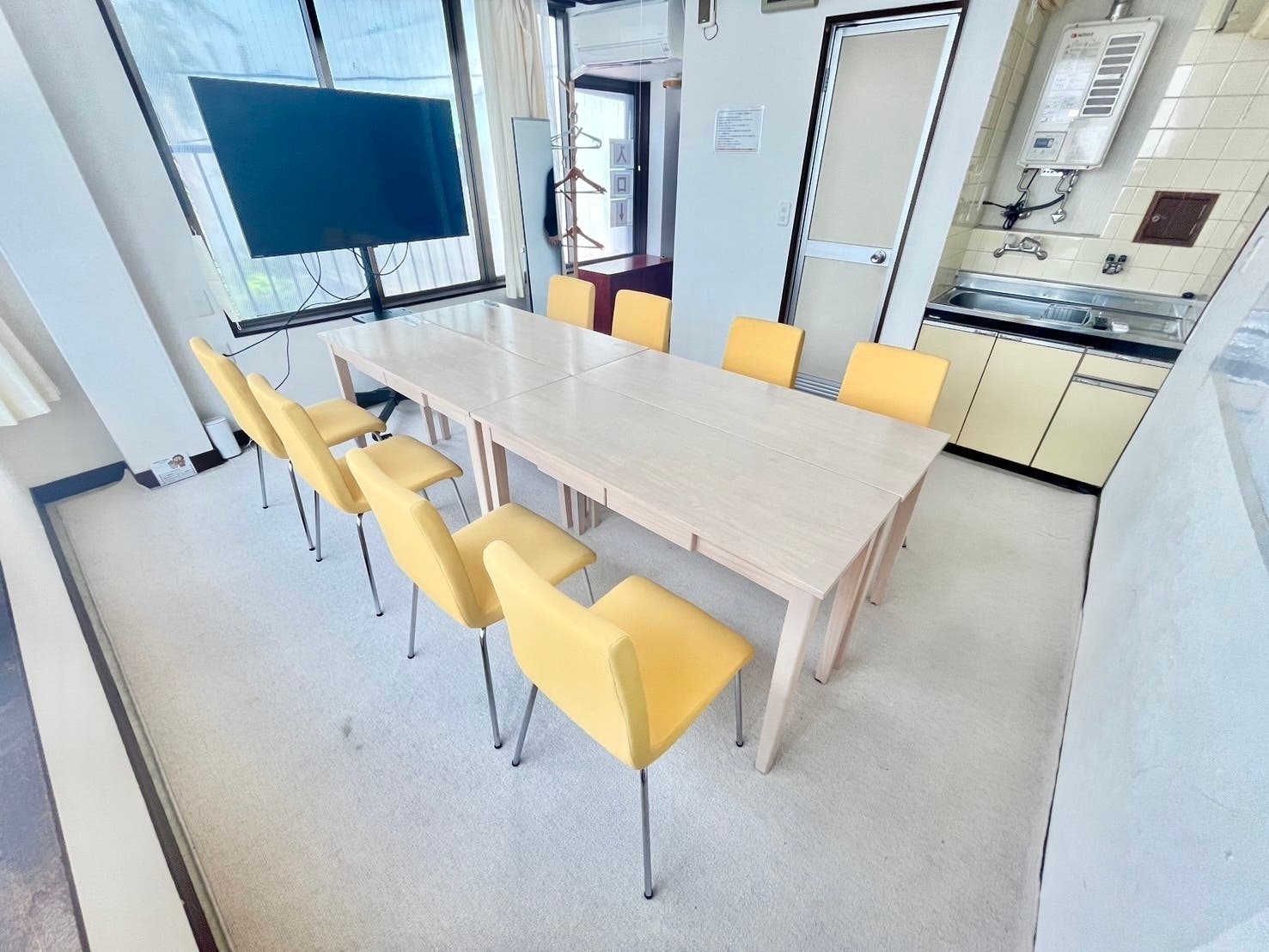 RENEW ＜パイナップル会議室🍍岡山駅前＞【室内動画あり】ビジネス・学生応援特価 ⭐️ 駅近・窓が多くて明るいお部屋⭐️ の写真4