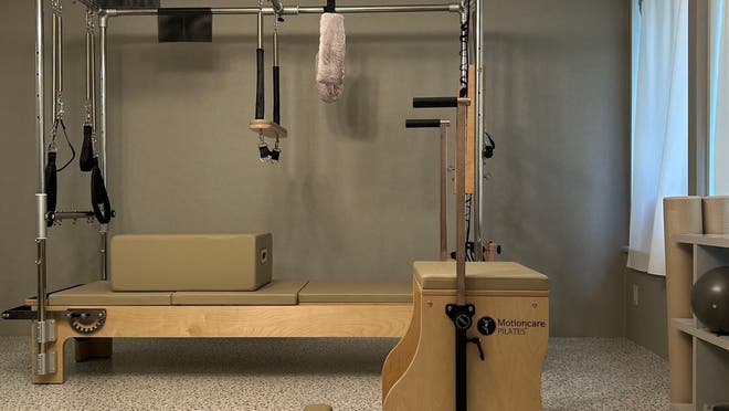 【三宮・徒歩6分】キャフォーマー+チェア完備|マシンピラティスレンタルスタジオ(1対1・少人数対応)の写真6