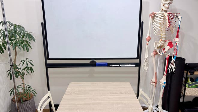 《外苑前駅徒歩6分》青山一等地にある清潔感あるレンタルジム 5in1ラック有 『レンタルジムGlitteR 南青山店ブースB』の写真12