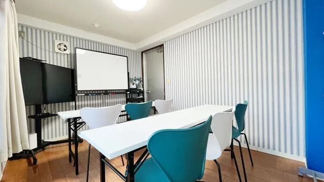 【立川駅3分】★隠れ家会議室★無料WIFI,TVモニター、ホワイトボード、ビジネス、習い事など多目的で。の写真3