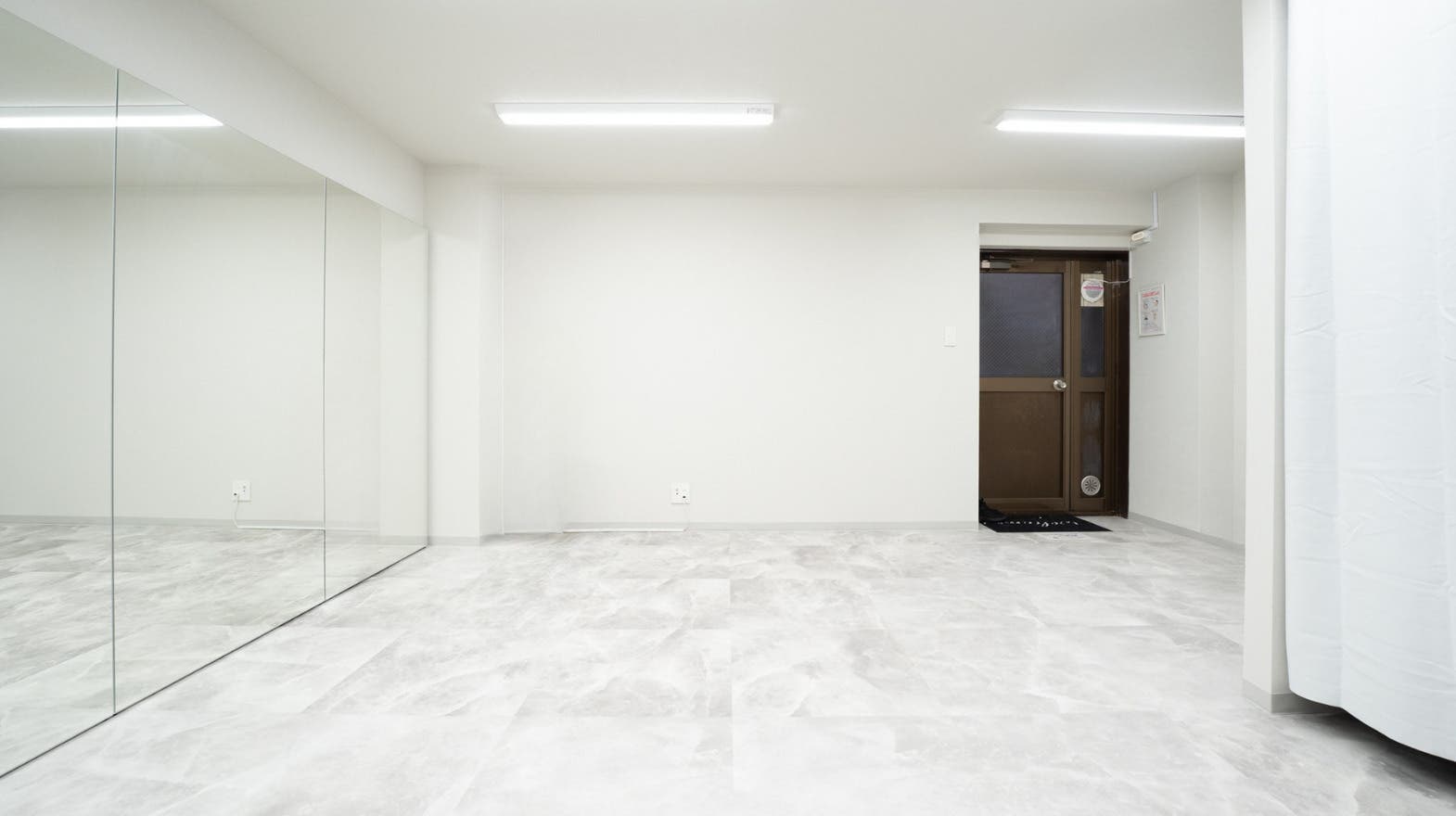 【🎉2026年3月14日オープン✨リノベ済スペース✨】北参道駅1分🚶 少人数ダンス・ヨガに最適✨ 明るくキレイなスタジオ✨の写真7