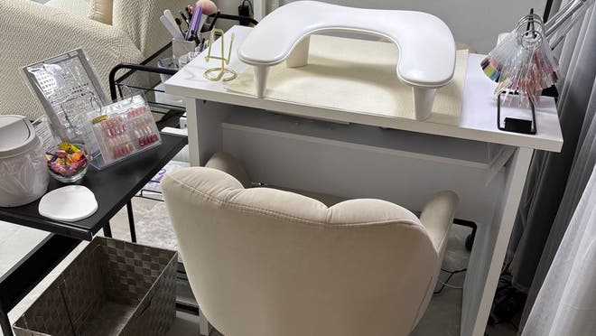 下北沢駅から徒歩1分のネイルサロンの写真2